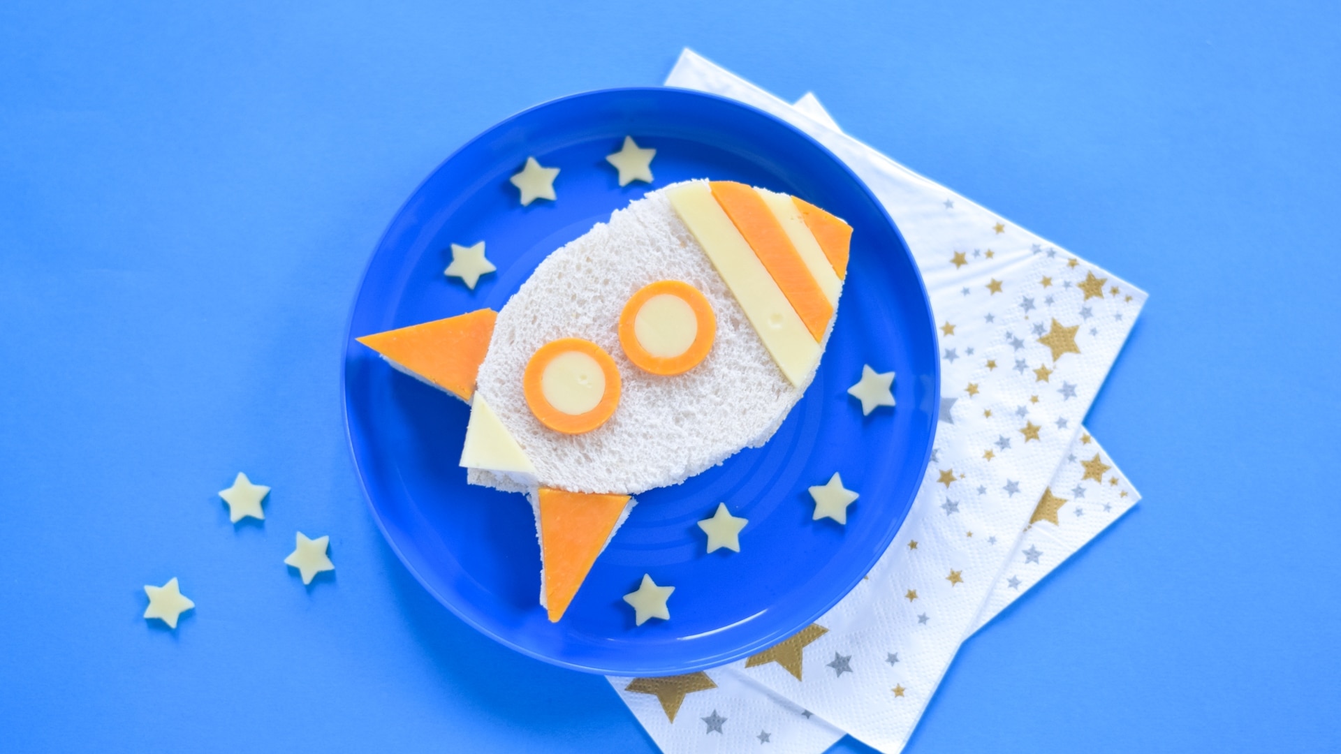 Rocketship Sandwich - Hey Duggee Official Website