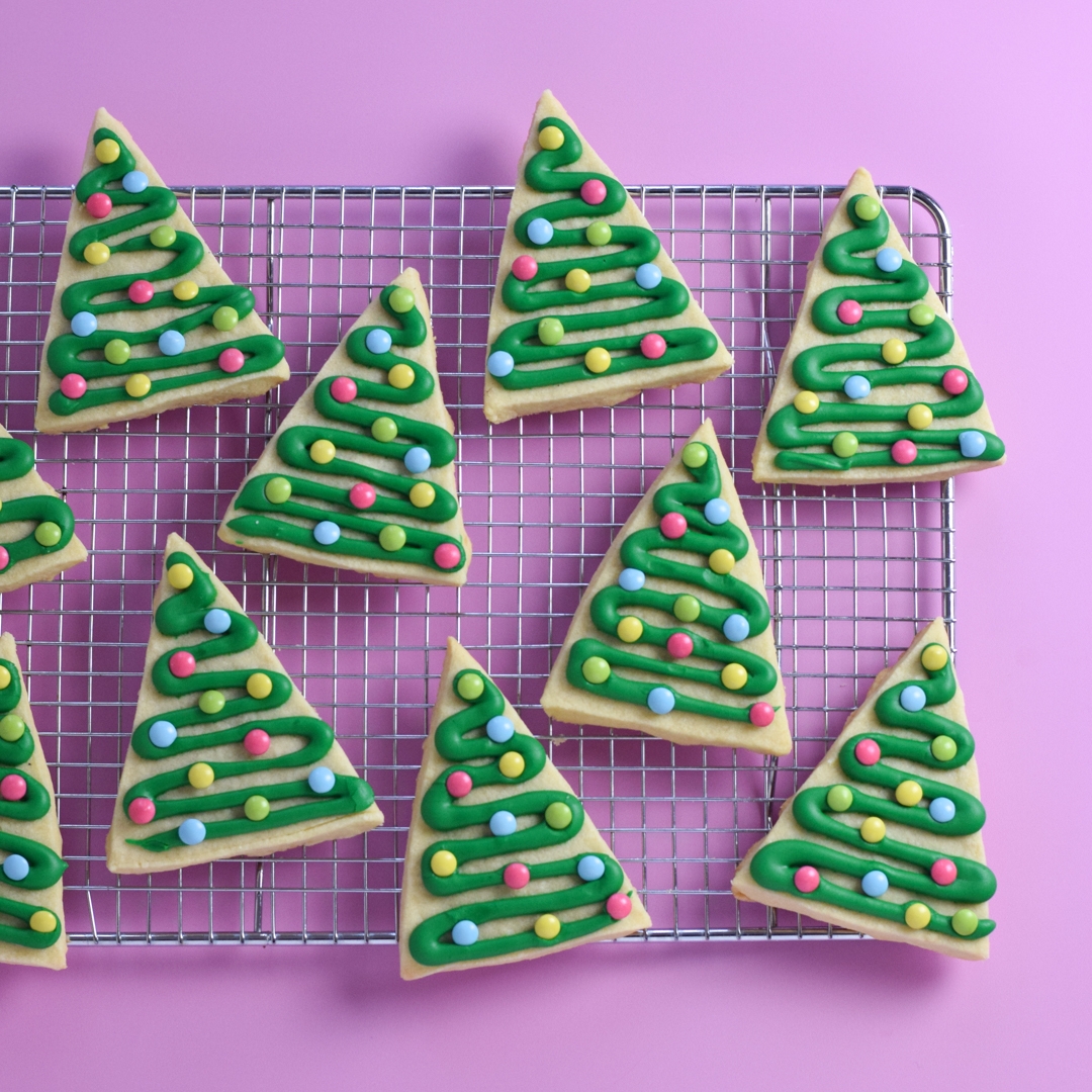 Shortbread Christmas Trees - Hey Duggee Official Website