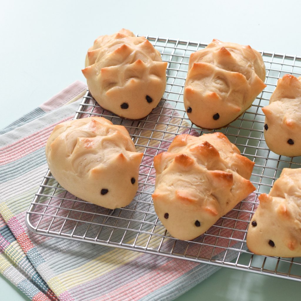 Hedgley Hedgehog Buns - Hey Duggee Official Website