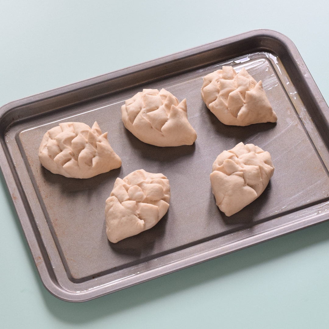 Hedgley Hedgehog Buns - Hey Duggee Official Website