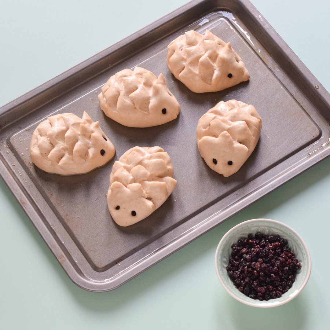 Hedgley Hedgehog Buns - Hey Duggee Official Website