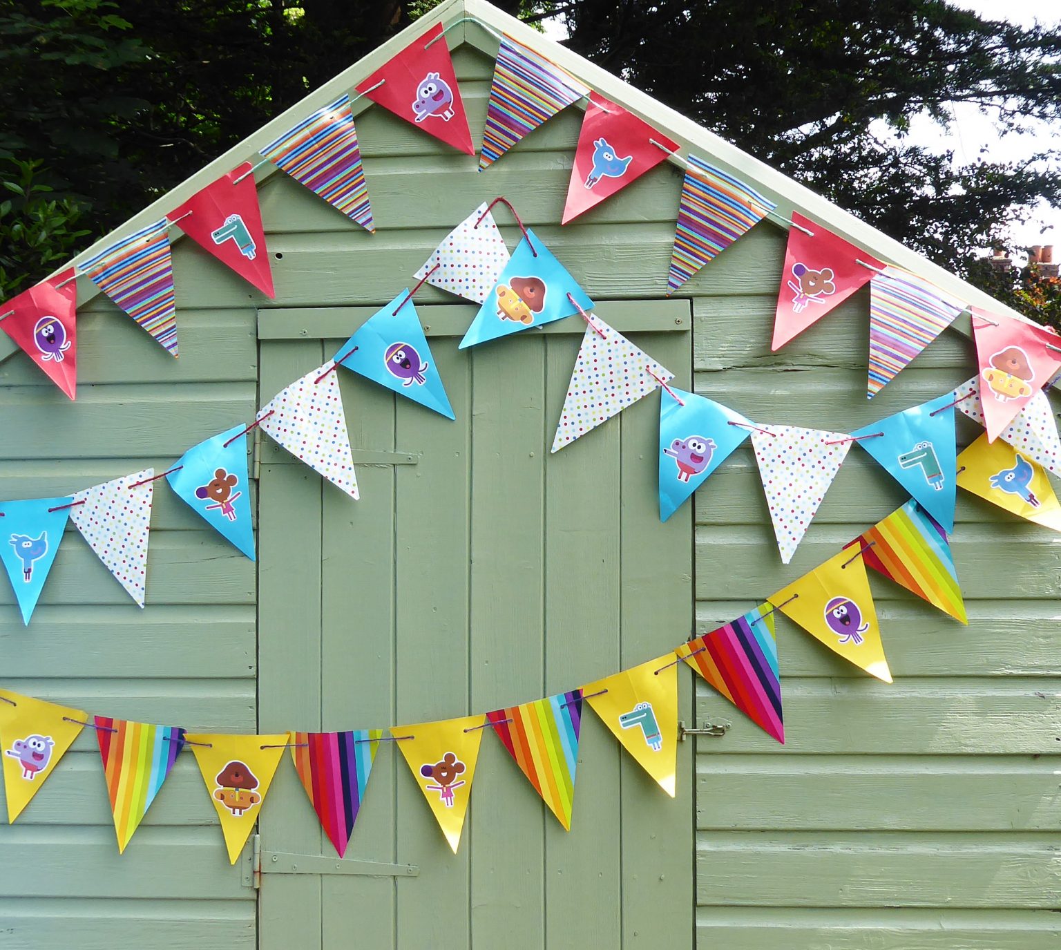 Garden Party Bunting - Hey Duggee Official Website