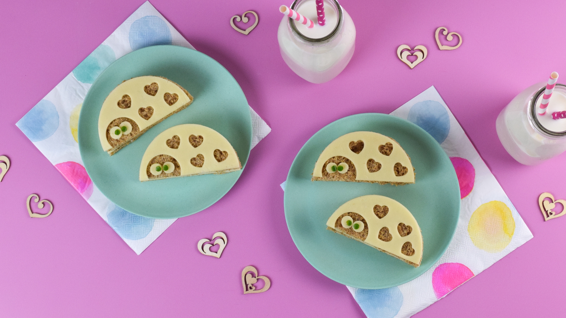 Love Bug Sandwiches Recipe - Hey Duggee Official Website