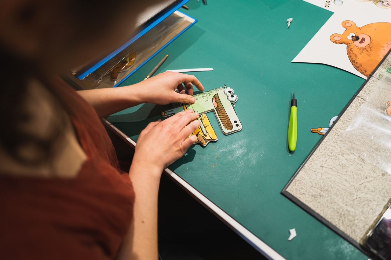 The Making Of The Wisdom Badge - Hey Duggee Official Website